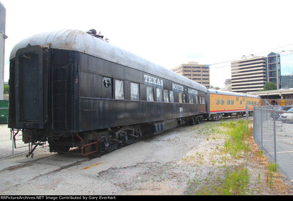 TSE 100 - Texas South-Eastern